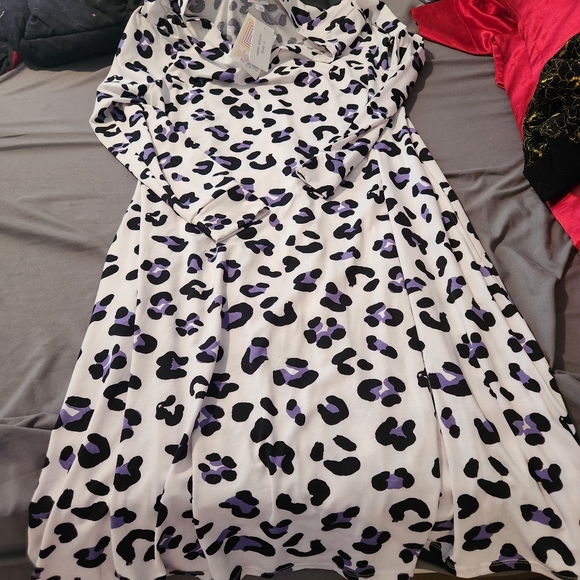 LuLaRoe | Dresses | Nwt Llr Emily L | Poshmark